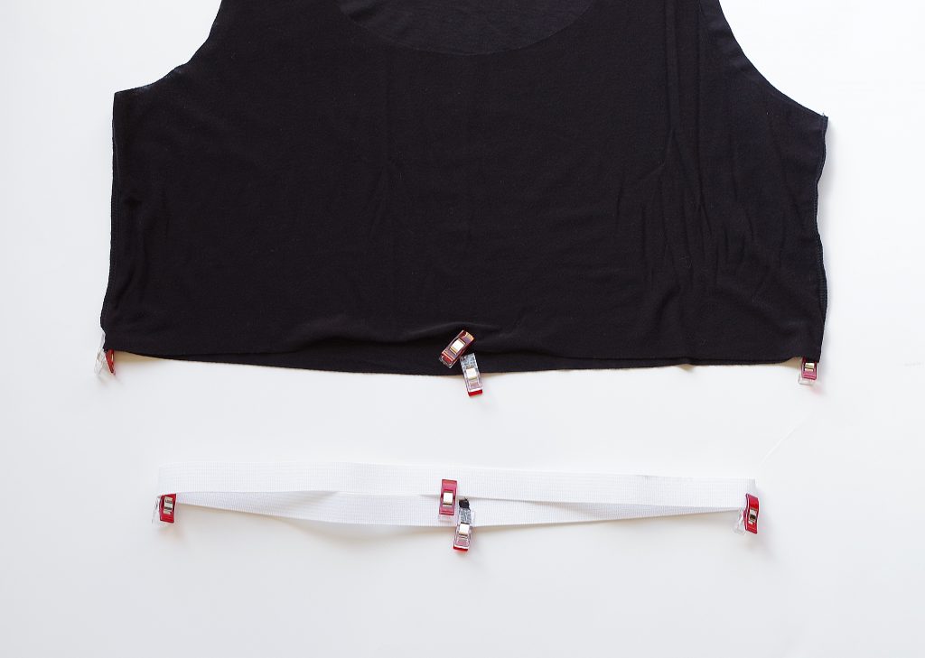 Adding a shelf bra to the Key West Tank - Pattern Niche