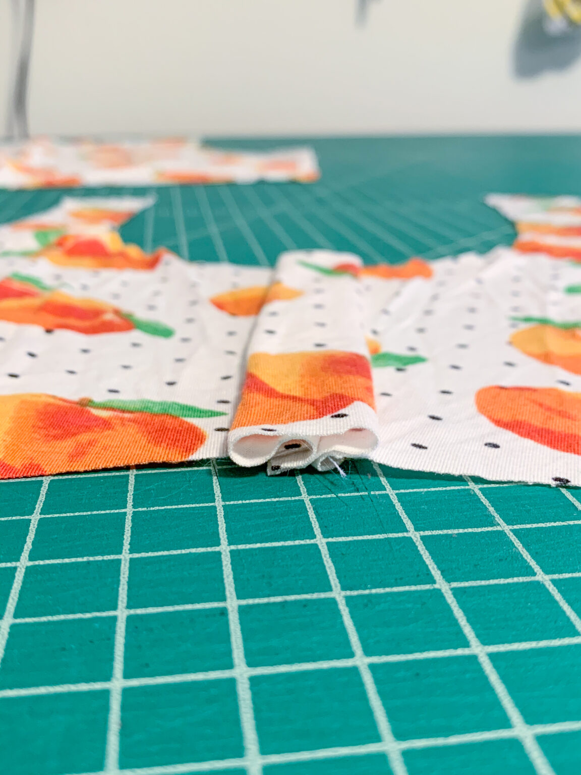 Faux Placket on the Melbourne Top and Dress - Pattern Niche