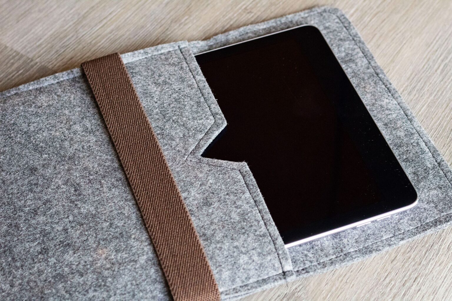 Felt Tablet Cases - Pattern Niche