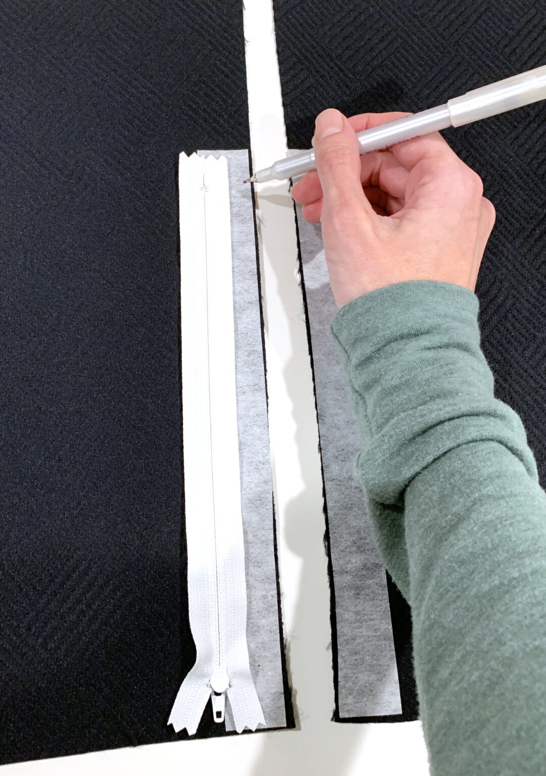 Zipper Detail for the Carita Joggers - Pattern Niche